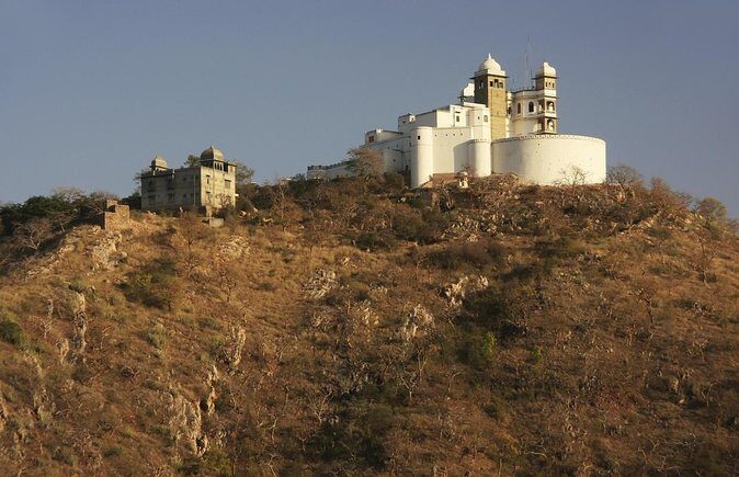 Private Day Tour: Udaipur to Sajjangarh fort (Monsoon Palace) - The Guide and the Experience