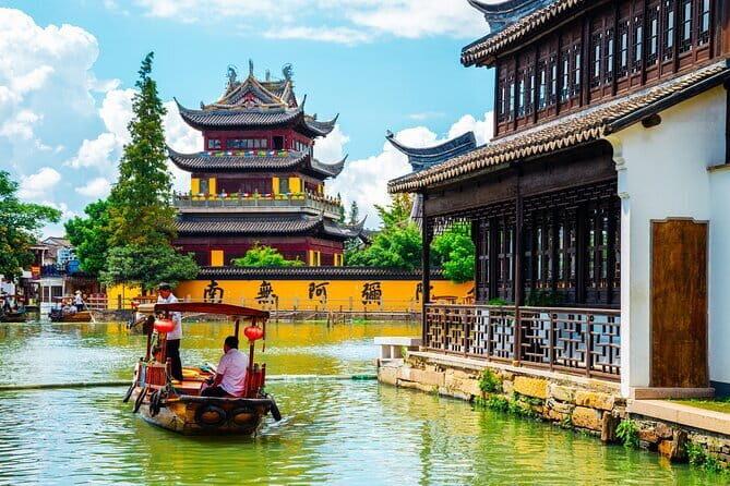 Private Day Tour Zhujiajiao Water Town and Shanghai City - Exploring Shanghai and Zhujiajiao: A Practical Guide to the Private Day Tour