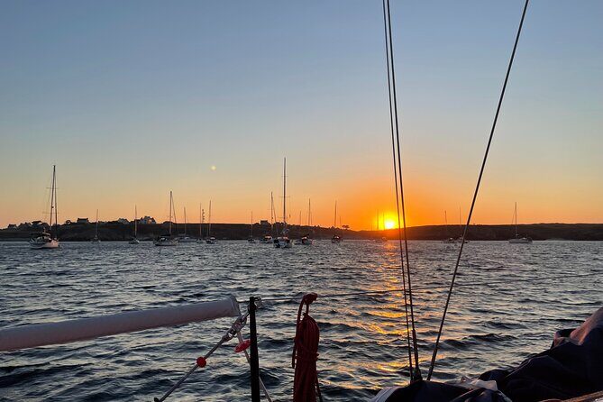 Private Day Trip at Sea Sailing - Stop 3: Piles of Peas and Cape Semaphore