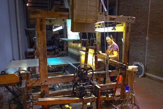Private Day Trip Discover Van Phuc Silk,Duong Lam Ancient Village - The Sum Up