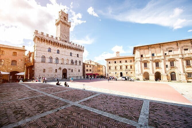 Private day trip from Florence to Montepulciano, Siena and back - The Journey Begins: Comfort and Convenience