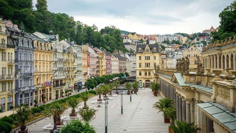 Private Day Trip from Prague to Karlovy Vary (Carlsbad) - A Closer Look at the Tour Itinerary and Experience