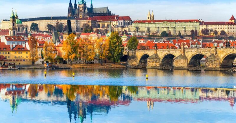 Private day trip from Vienna to Prague and back, in English - In-Depth Look at the Travel Experience