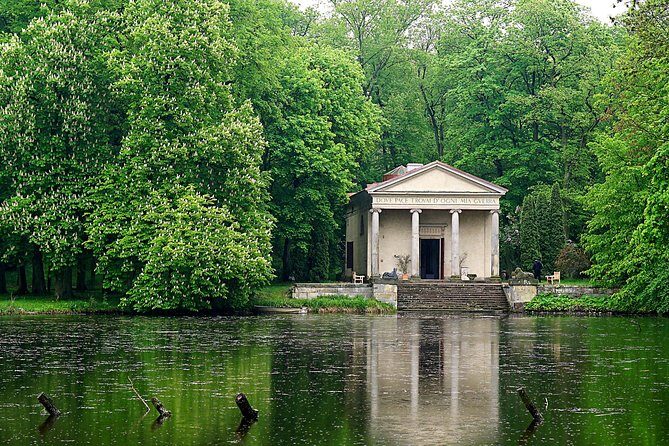 Private Day Trip From Warsaw: owicz Mazovian Countryside - Exploring the Itinerary in Detail