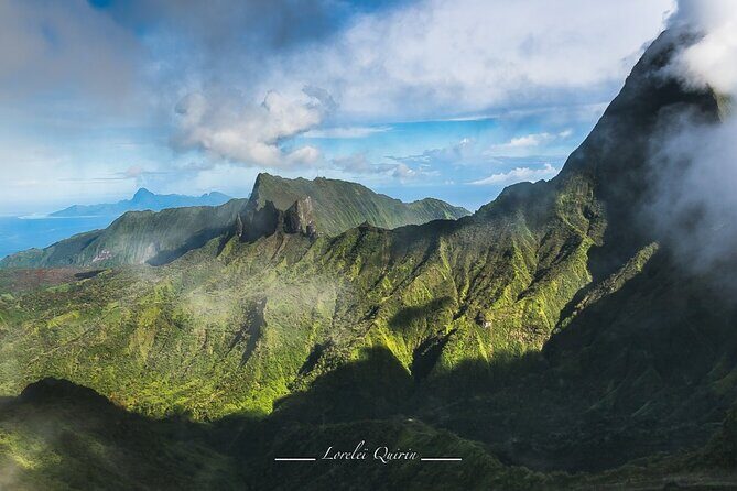 Private Day Trip Hike and Boat in Moorea - Key Points