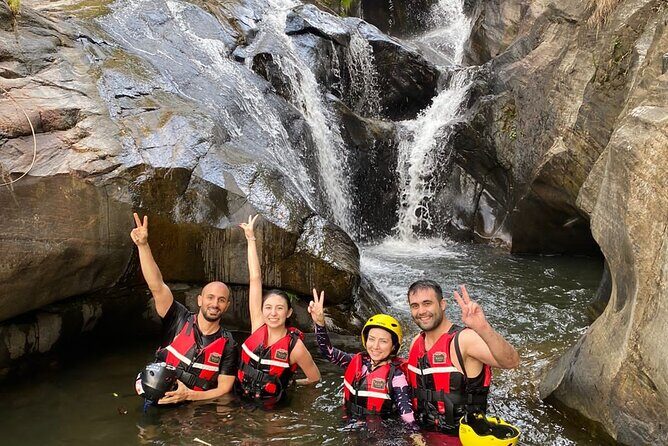 Private day trip kitulhala for water rafting and confidence jump - Key Points