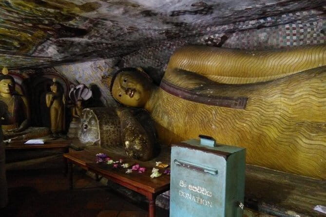 Private day trip Sigiriya, Dambulla with Kaudulla national park safari - Practicalities and What to Expect
