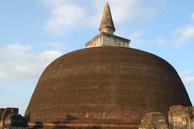 Private Day Trip to Anuradhapura Ancient City from Kandy/Dambulla - An Introduction to Anuradhapura’s Ancient Wonders