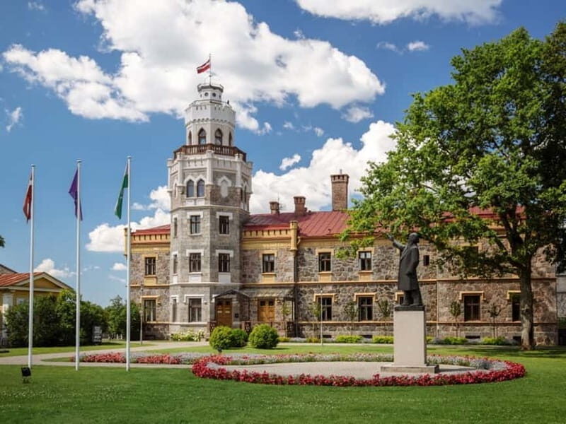 Private Day Trip to Cesis, Sigulda and Turaida Castles - FAQs