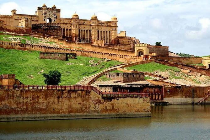 Private Day Trip to Jaipur from Delhi Amber Fort City Place and Hawa Mahal - Key Points