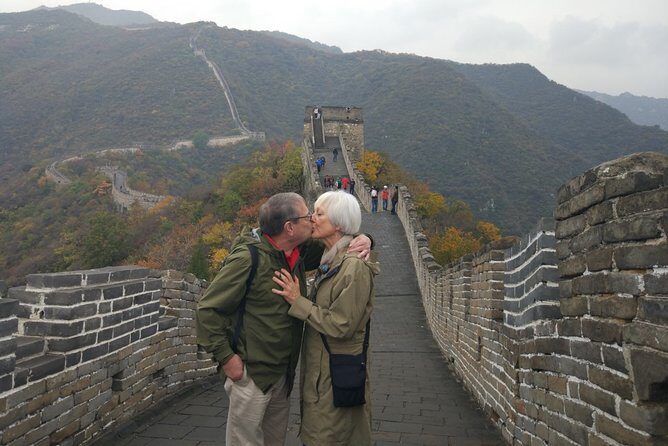 Private Day Trip to Mutianyu Great Wall & Chaoyang Acrobatic Show in the Evening - Exploring the Private Day Trip to Mutianyu Great Wall & Chaoyang Acrobatic Show