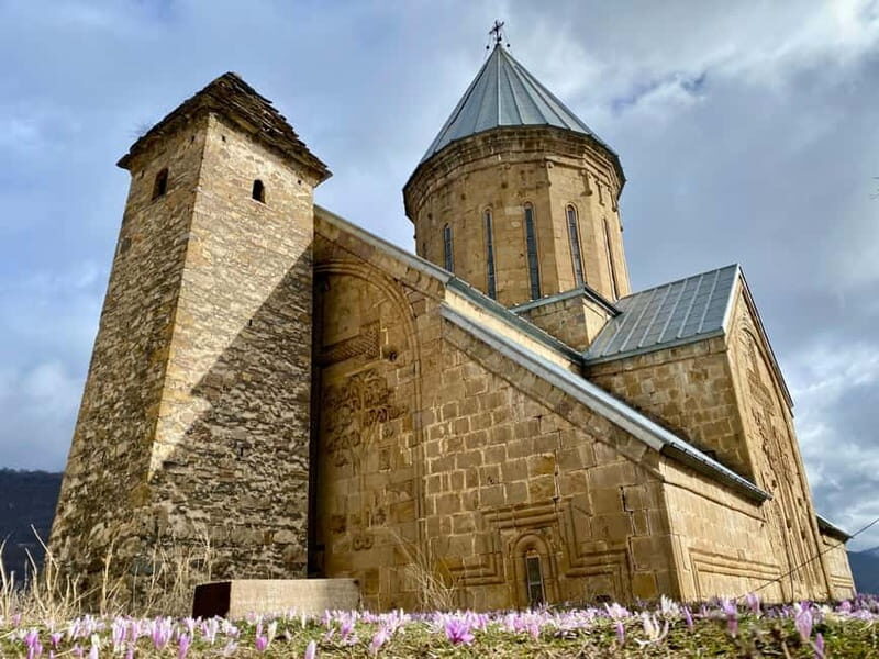 Private day trip to Stepantsminda, Kazbegi Mountains & Sno - The Sum Up: Who Should Choose This Tour?