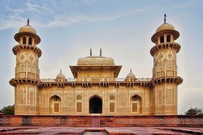 Private Day Trip to Taj Mahal & Agra From Jaipur - FAQs