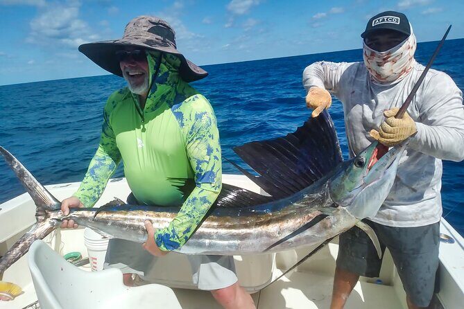 Private Deep Sea Fishing Tour in Isla Mujeres and Cancun - The Experience in Detail: What to Expect