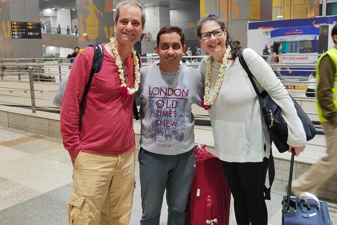 Private Delhi City Tour By Air-Conditioned Car with Driver - Key Points