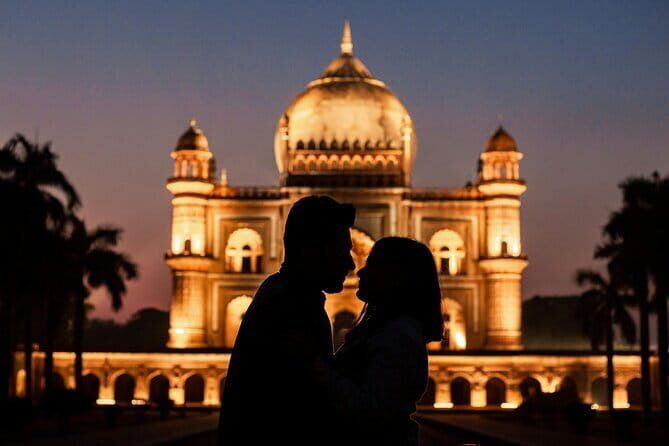 Private Delhi Night Tour with Chandni Chowk Rickshaw Ride - Key Points: