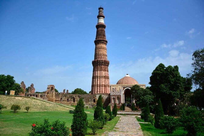 Private Delhi Sightseeing Full Day Tour with Guide - An In-depth Look at the Itinerary