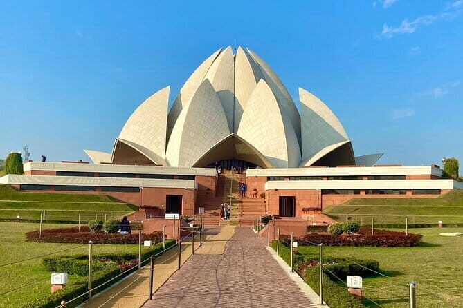 Private Delhi Sightseeing Tour by Car - A Deep Dive into the Delhi Experience