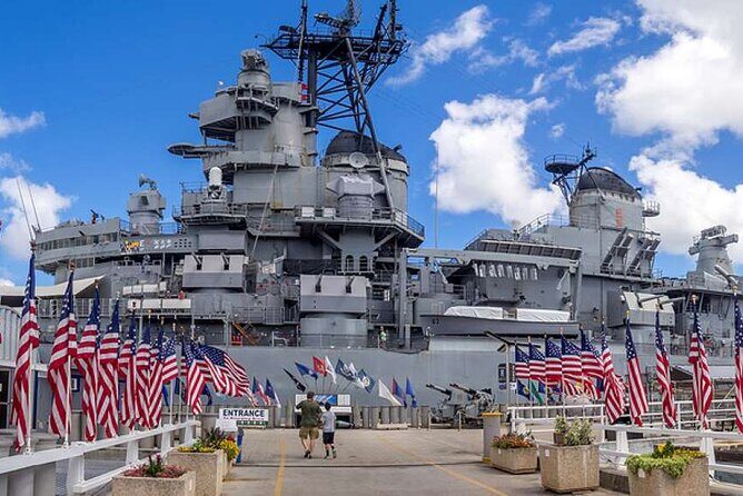 Private Deluxe Arizona Memorial and USS Missouri Battleship Tour - FAQ
