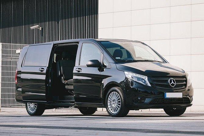 Private Departure Transfer: Munich Airport - Reading the reviews: truth in the details
