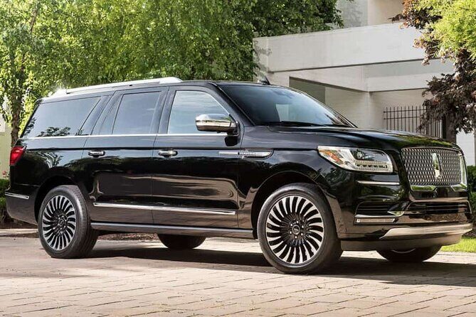 Private Departure Transfer: Niagara Falls, Ontario to Buffalo Niagara International Airport - Key Points