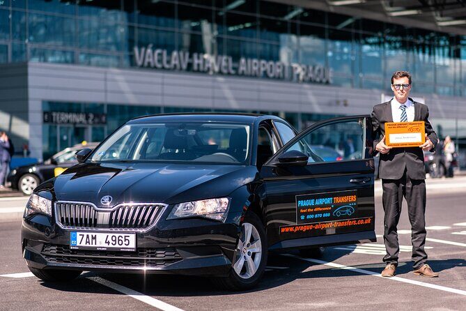 Private Departure Transfer: Prague Airport - What the Journey Looks Like