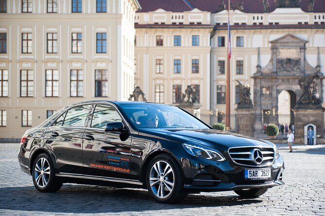 Private Departure Transfer: Prague Airport - Evaluating the Cost and Value