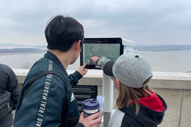 Private DMZ Tour with North Korean Defector + N Korean Lunch - Key Points