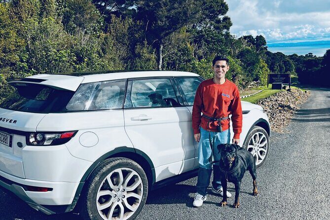 Private Dog Friendly Wine Tour with your Local Guide - An In-Depth Look at the Waiheke Island Dog-Friendly Wine Tour