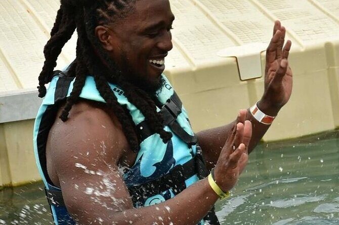 Private Dolphin Cove Adventure - What is the Private Dolphin Cove Adventure?