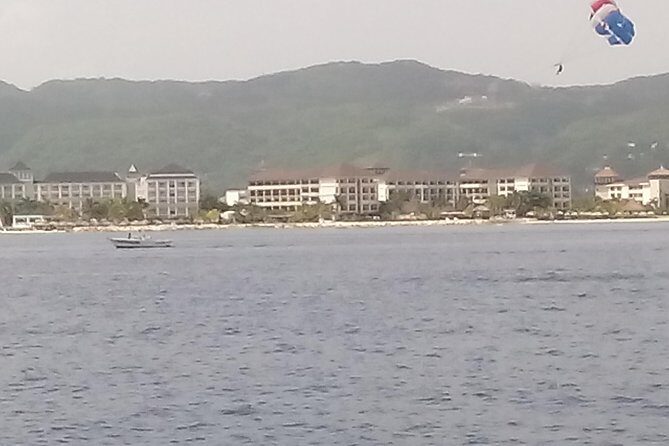 Private Double Reef Snorkel Tour with Optional Parasail Upgrade - Who Will Love This Tour?