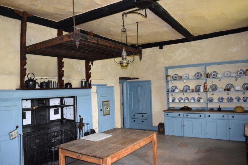 Private Downton Abbey Day Tour, including Highclere Castle - Downton Village: Bampton
