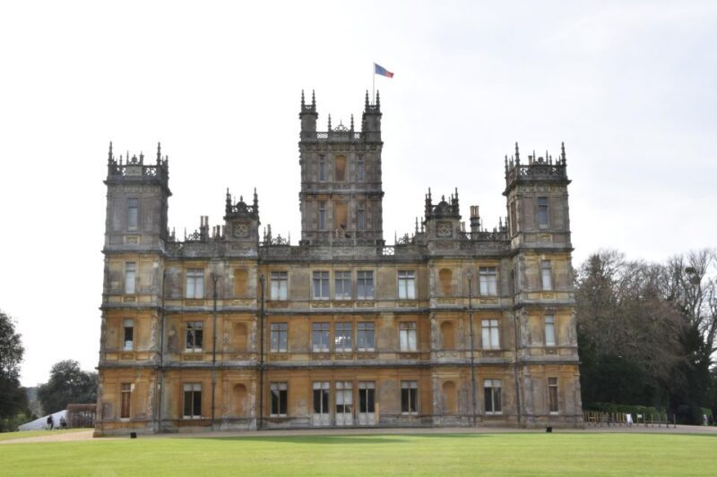 Private Downton Abbey Day Tour, including Pub Lunch - FAQs