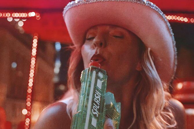 Private Downtown Nashville Party Tractor Tour 21+ Only! - FAQs