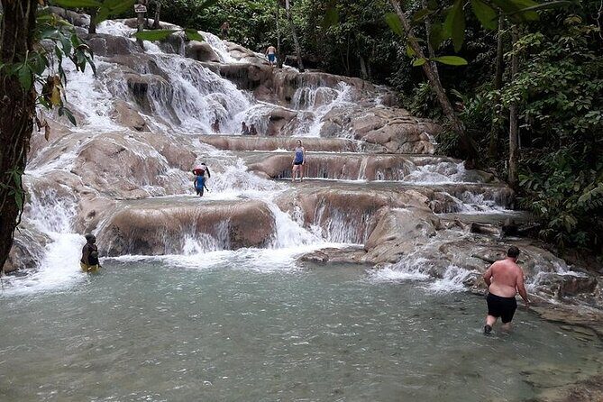 Private Dunn's River Falls Tour from Falmouth - FAQ