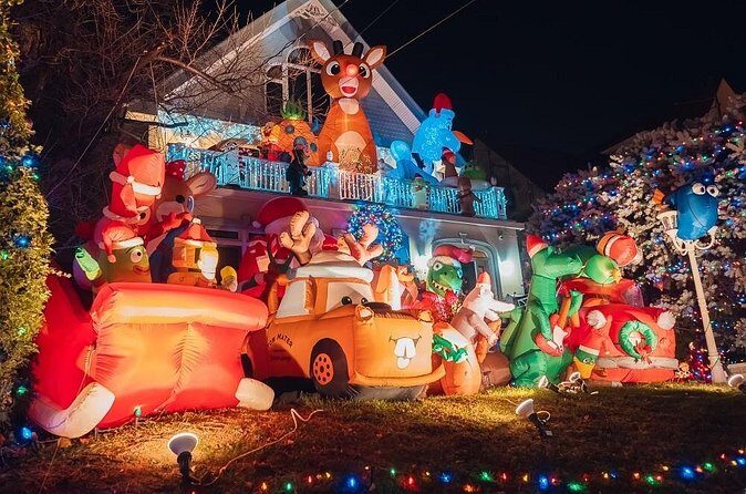Private Dyker Heights Christmas Lights Tour - Practical Tips for Your Tour