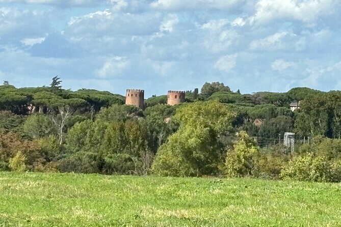 Private E-bike tour of Appian way, Aqueduct & catacombs with food - Frequently Asked Questions