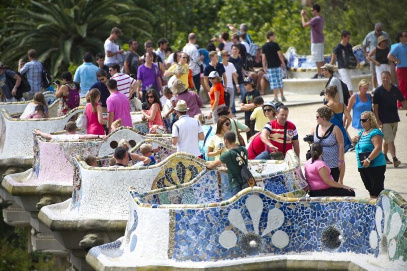 Private E-Bike Tour: Park Güell & Best of Barcelona - Key Points