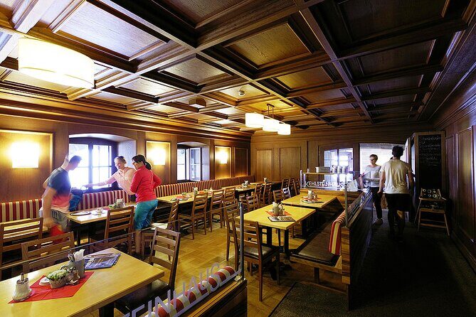 Private Eagles Nest Tour, Skip The Line, WW2 Doku-Center & Lunch - The Itinerary in Detail