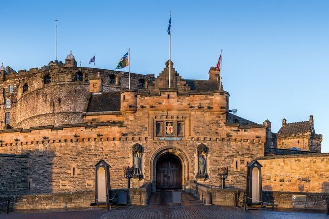 Private Edinburgh Castle Walking Tour with Skip-the-Line Access - Authentic Reviews and What Travelers Say
