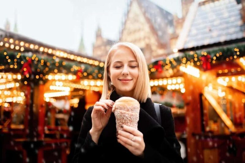 Private Edinburghs Enchanted Christmas Walkabout - Key Points