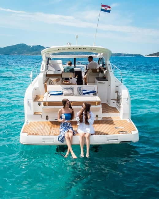 Private Elaphiti Islands Tour-Explore Blue and Green Cave - Discover the Elaphiti Islands: A Private Boat Adventure Near Dubrovnik