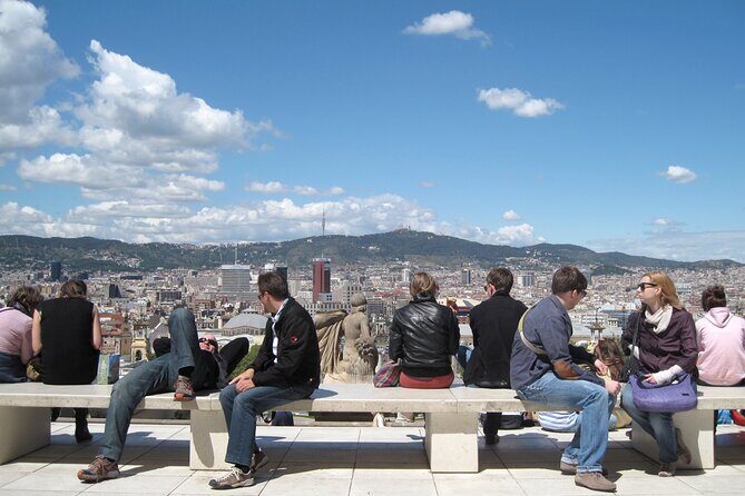 Private electric bike tour - Discovery of Barcelona - The Beaches and Montjuïc Hill
