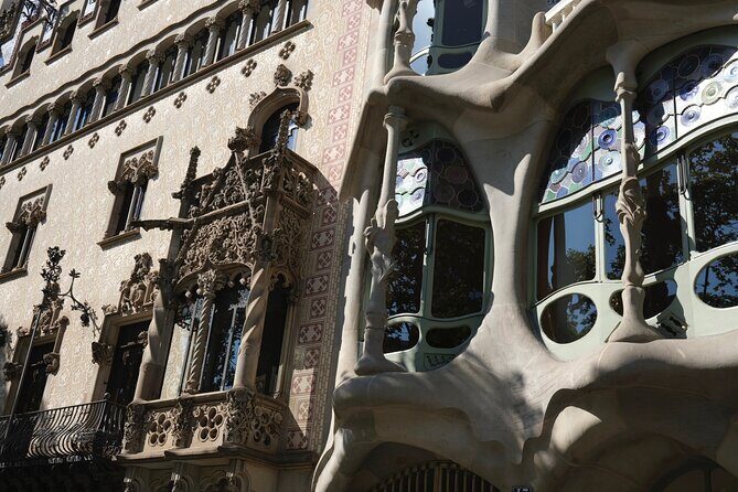 Private electric bike tour - Discovery of Barcelona - Gaudí’s Masterpieces