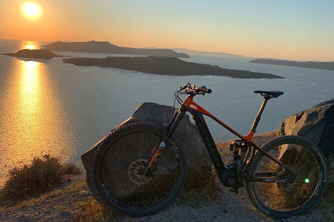 Private Electric Mountain Bike Experience and Tour in Santorini - Unpacking the Experience: What You’ll Love