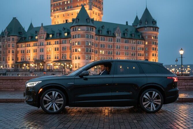 Private Electric Shuttle between the Airport and Old Quebec - Who Will Benefit Most?