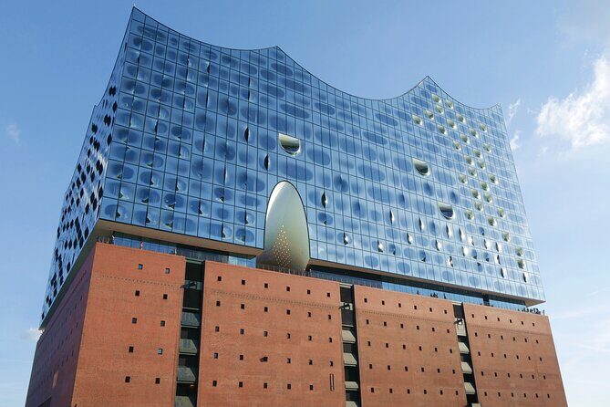 Private Elphi Plaza guided tour - Experience the Hamburg Elbphilharmonie with a Private Guided Tour