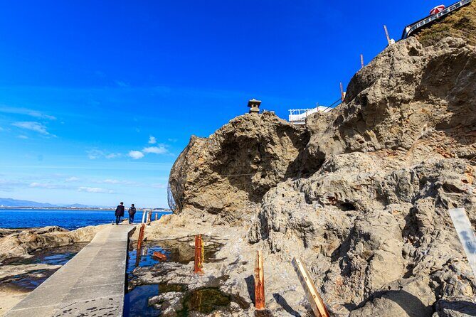 Private Enoshima and Kamakura Custom Walking Tour - Authenticity and Value