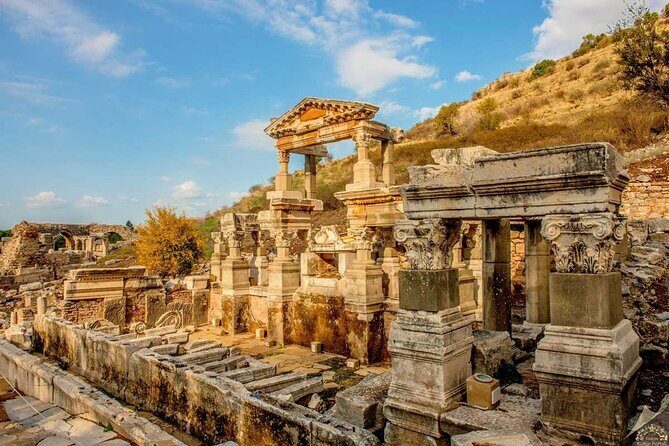 Private Ephesus skip line Tour Lunch inc only for cruisers - An In-Depth Look at the Tour Itinerary and Experience