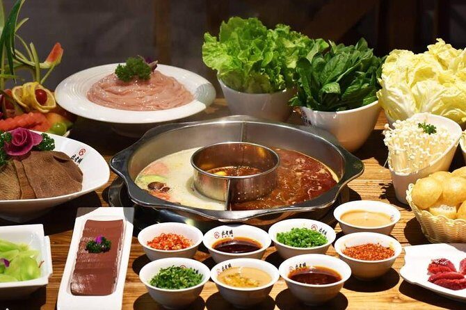 Private Evening Hutong Walking Tour with Mongolia Hotpot Dinner - Key Points